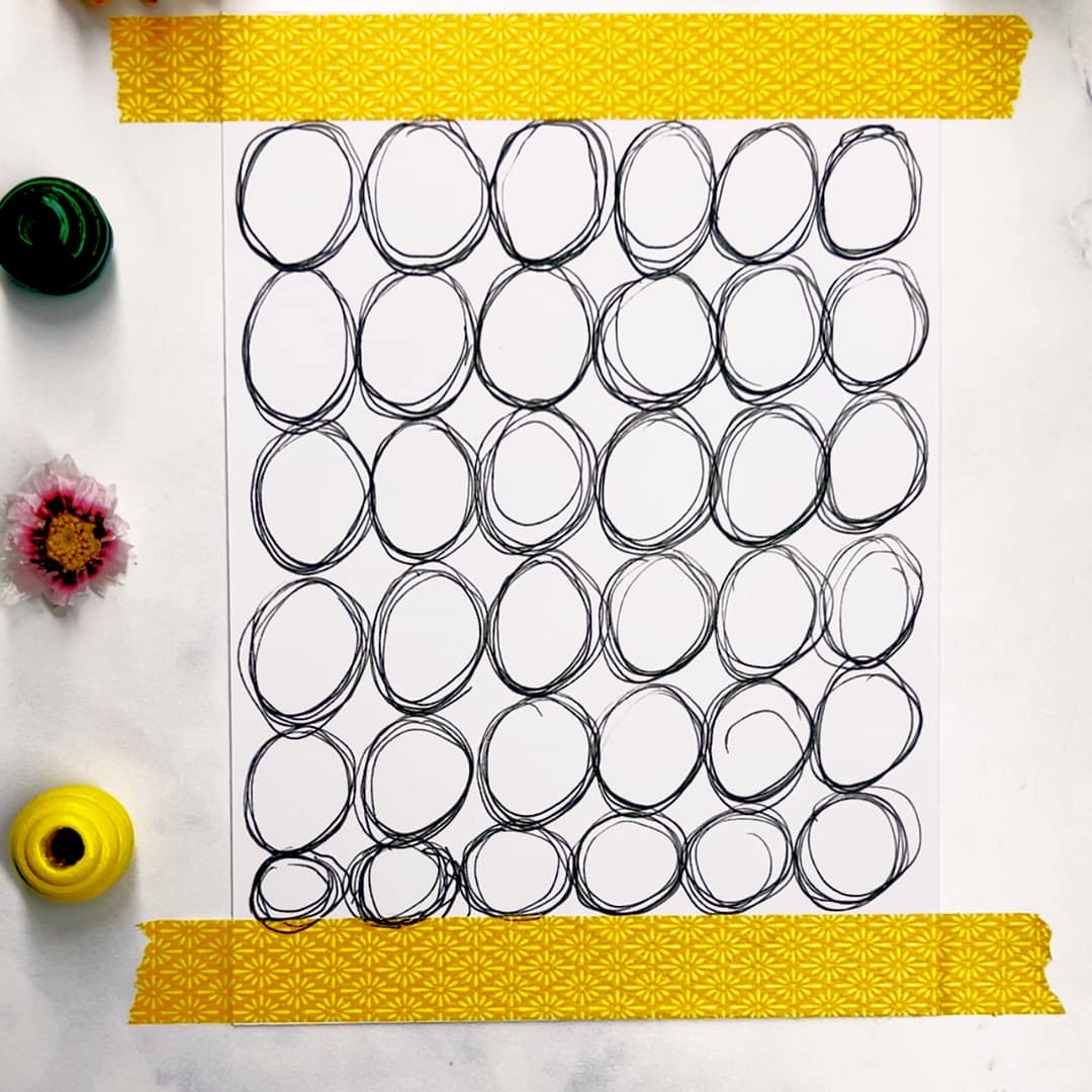 Soothing circle drawing for busy moms • The Creative Cooldown